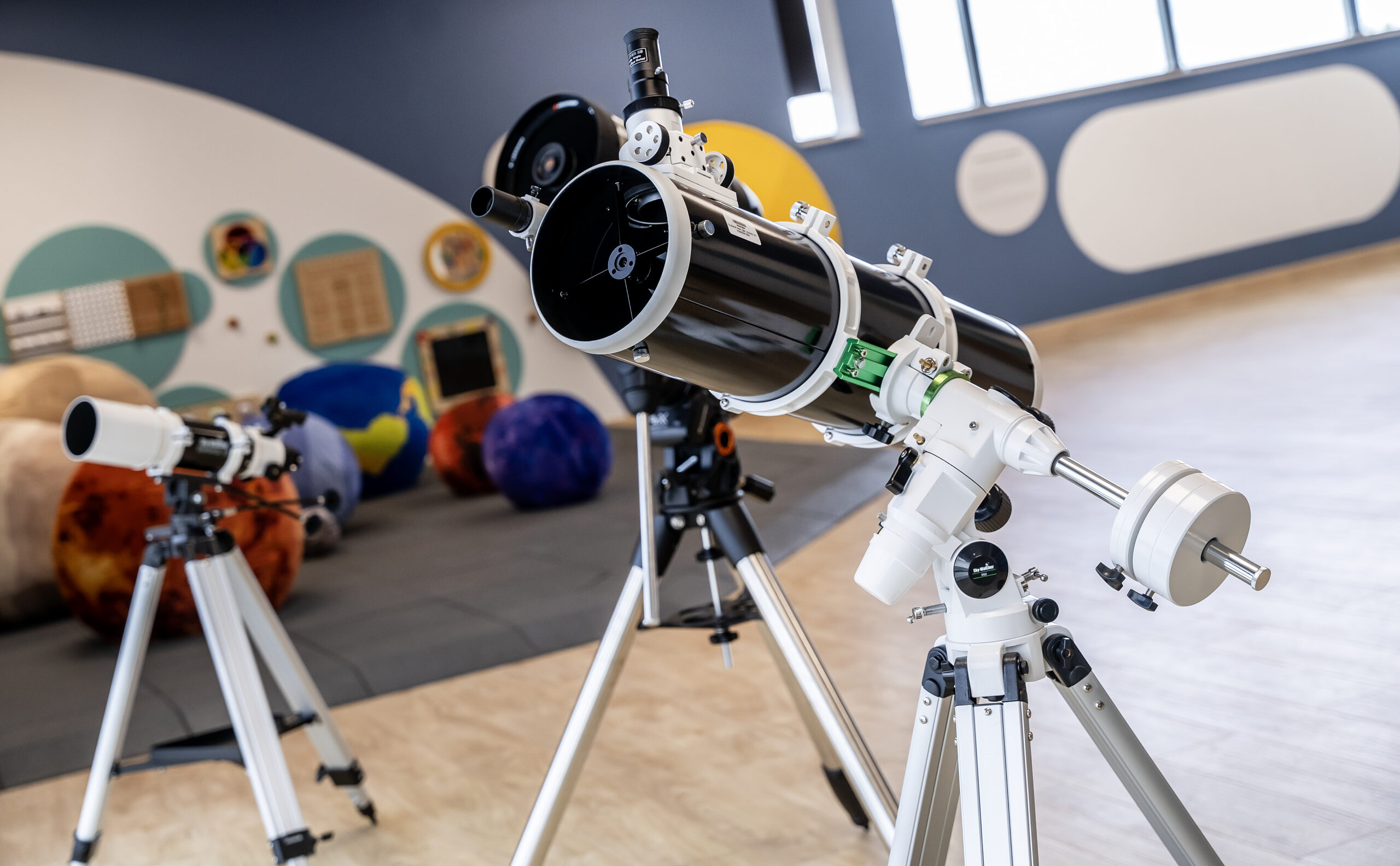 Mon - Fri 9 a.m. to 7 p.m.